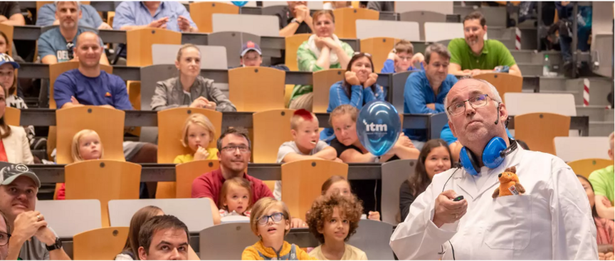 Maus-Türöffner-Tag - TUM School of Natural Sciences